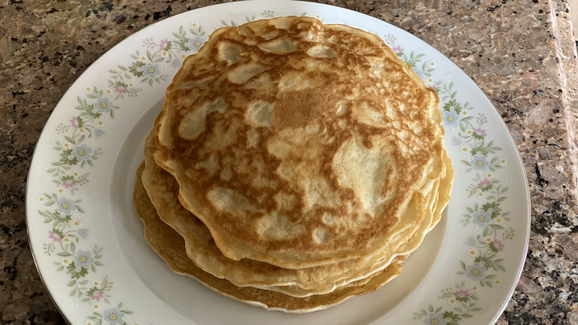 How to make Filipino HotCakes - Happy Feets and Paws